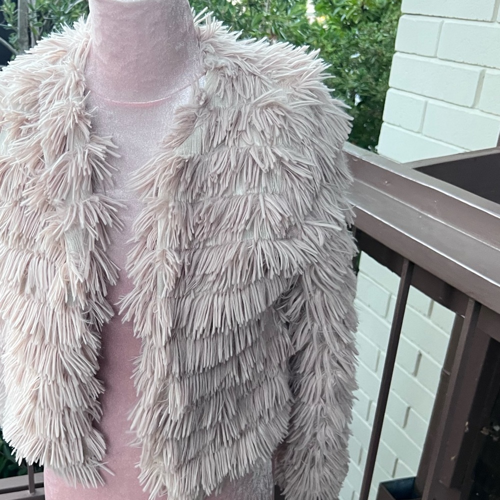 Jacket-Fluffy, Furry, Shaggy, Layered Fringe, Open Fr… - Gem